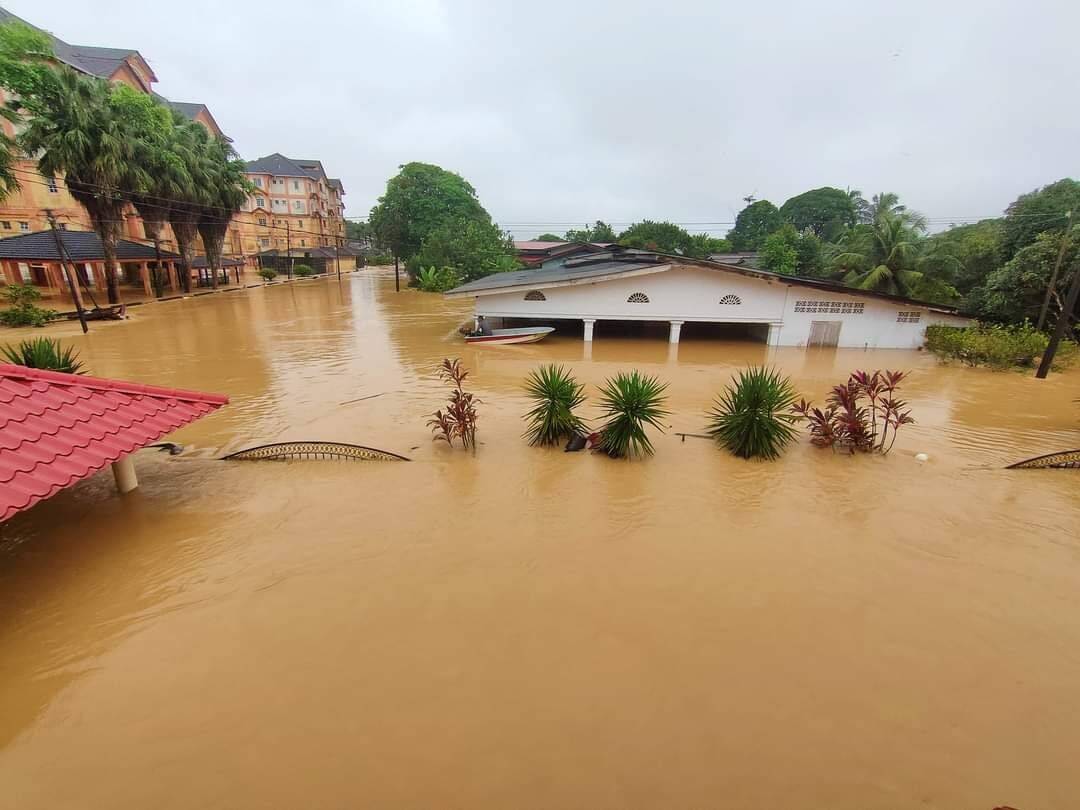 Bandar Jertih tak pernah dalam sejarah menjadi pulau seperti ini ...