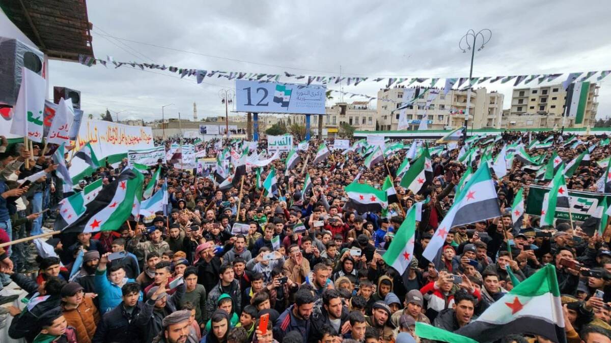 Ribuan rakyat Syria memberontak berhimpun di Idlib | UMMAHToday ...
